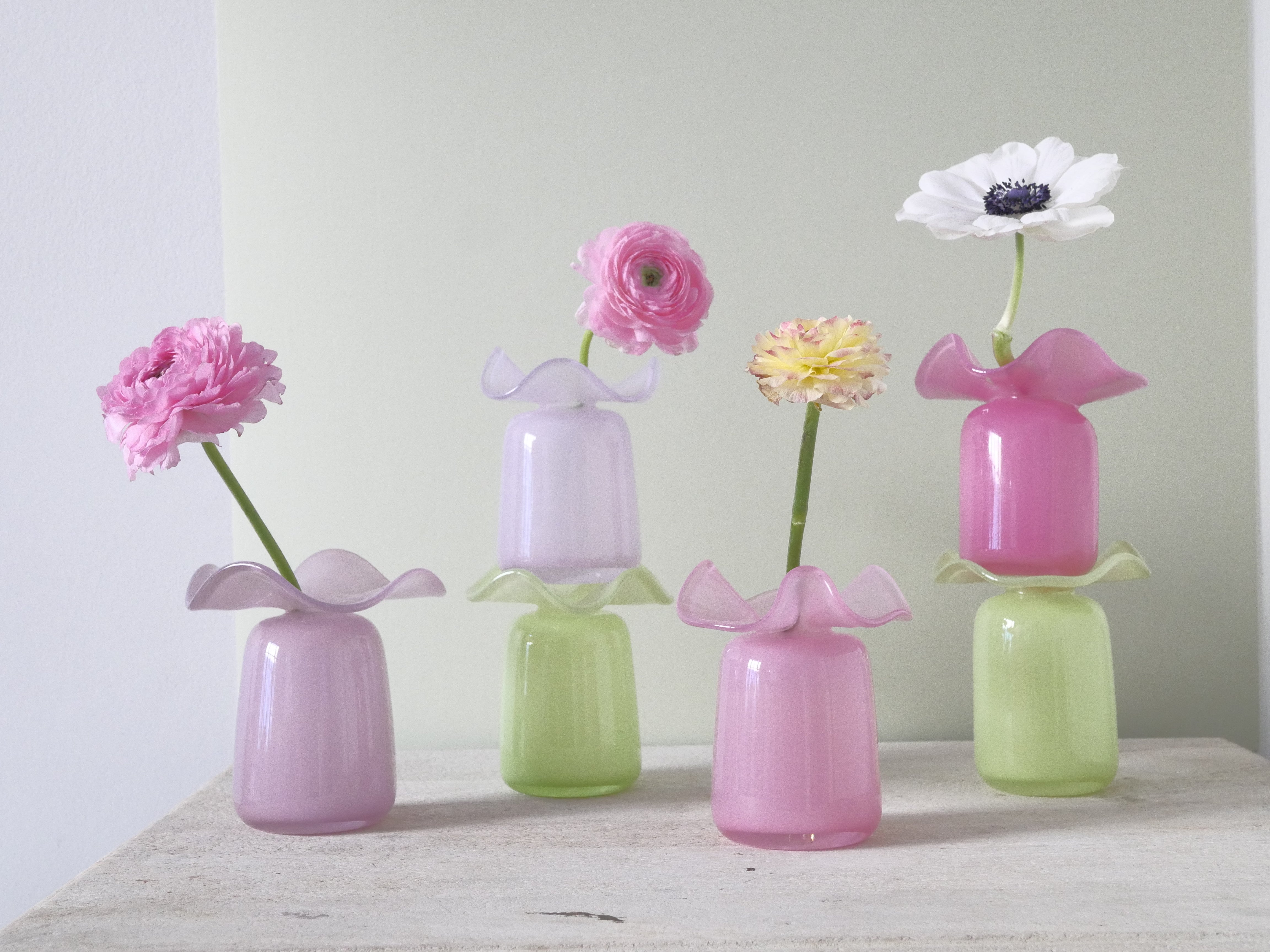 Pink Handmade Ruffle Glass Bud Vase, Medium – Marla Primrose